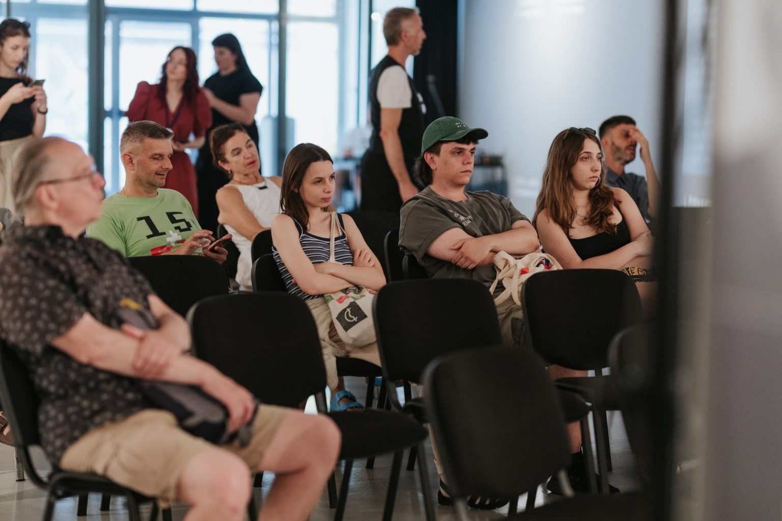 Yugo.Logo - Grafička identifikacija u Jugoslaviji / Graphic ...